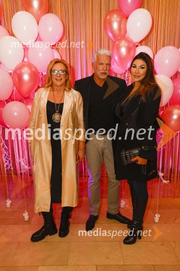 Mediaspeed - Večno samska, premiera komedije Špas teatra