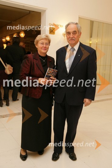 Mediaspeed - Kandid ali optimizem, premiera predstave v SNG Maribor