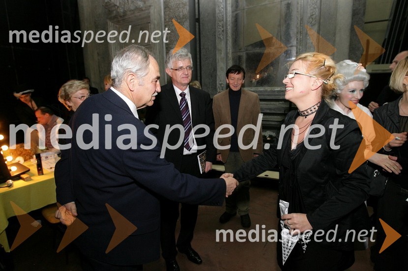 Mediaspeed - Kandid ali optimizem, premiera predstave v SNG Maribor