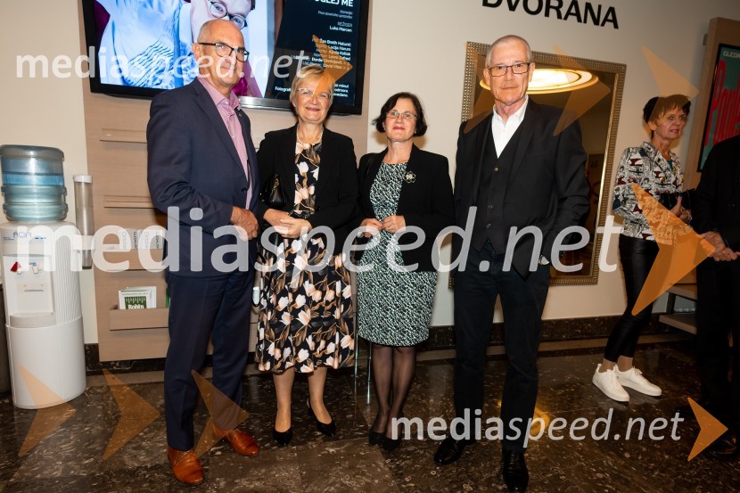 Mediaspeed - POGLEJ ME!, premiera v gledališču Celje