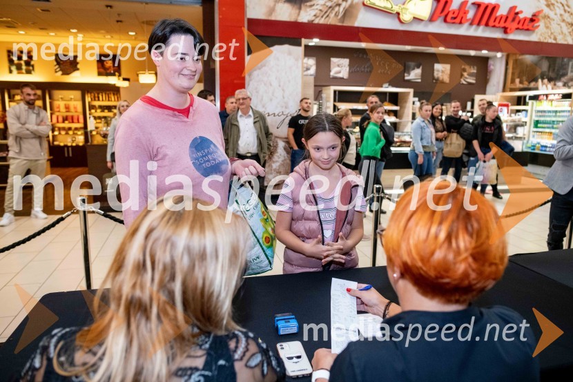 Mediaspeed - Nočni nakupi, Late Night Shopping v City center Celje