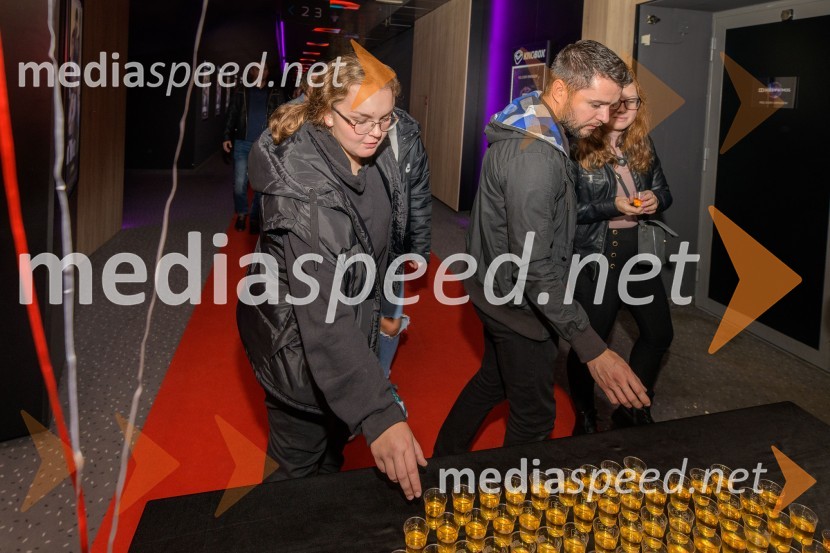 Mediaspeed - Napetost povišana za dva promila, Komedija PR'HOSTAR 2