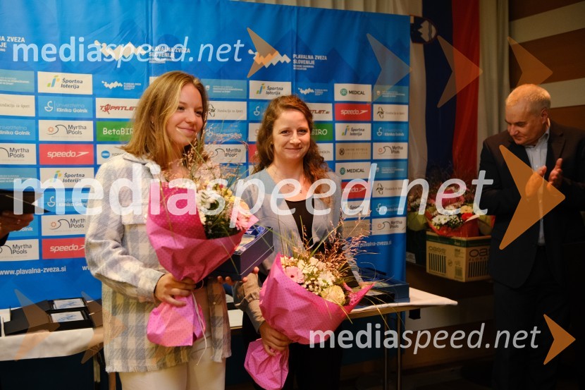 Mediaspeed - Plavalca leta 2022 sta Katja Fain in Peter John Stevens