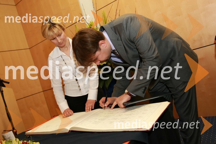 Mediaspeed - Rektorjev dan Univerze v Mariboru 2009, promocija ...