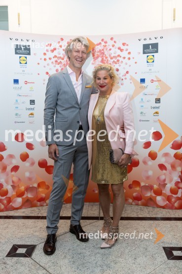 Mediaspeed - Ona 365 za leto 2022 je zdravnica Eva Pogačar