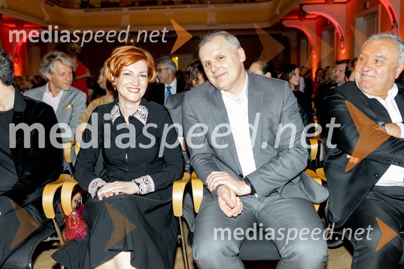 Mediaspeed - Ona 365 za leto 2022 je zdravnica Eva Pogačar