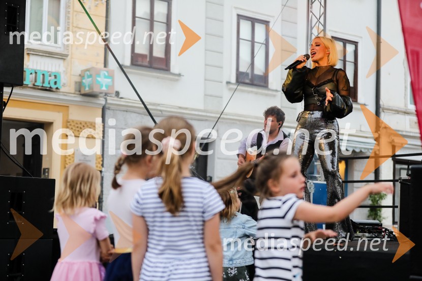 Mediaspeed - Koncert Alye in otvoritev dogodka Kr' petek je! v Kranju