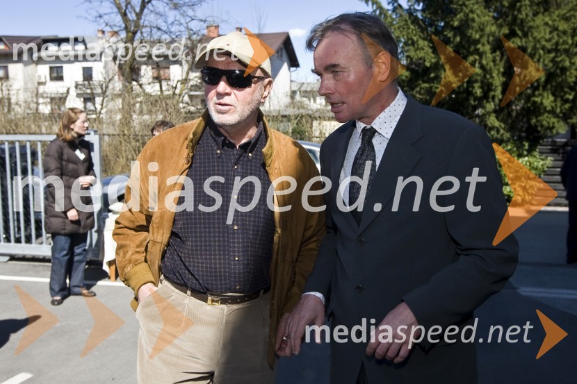 Mediaspeed - Predaja VW Transporterja Centru Dolfke Bostjančič