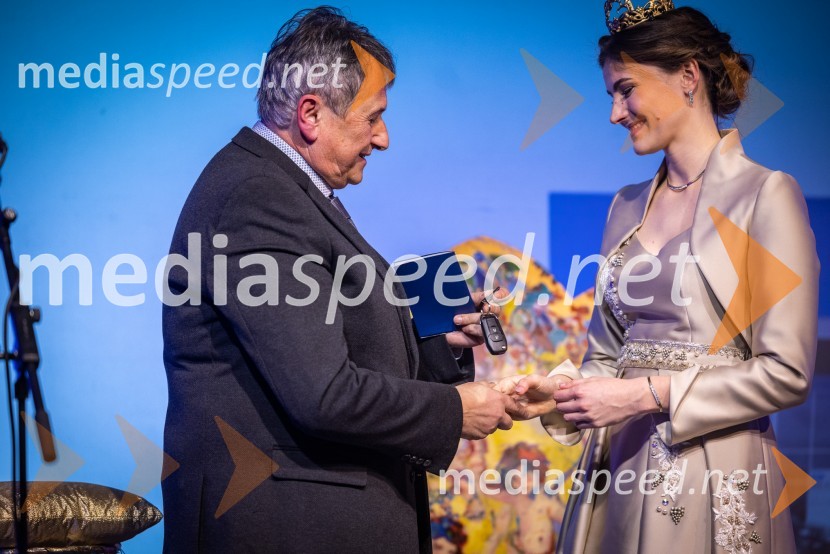 Mediaspeed - 27. Vinska kraljica Slovenije 2024 je postala Sanja Ferjančič