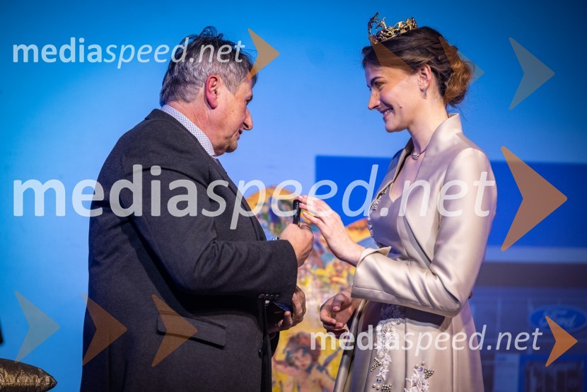 Mediaspeed - 27. Vinska kraljica Slovenije 2024 je postala Sanja Ferjančič