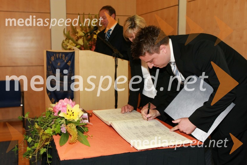 Mediaspeed - Univerza v Mariboru: Promocija doktorjev znanosti, junij 2009