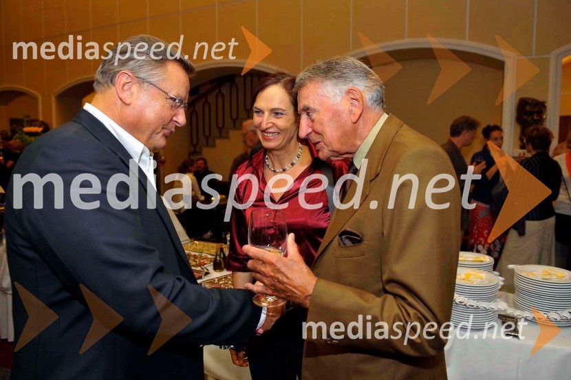 Mediaspeed - Samica človeške vrste, premiera v SLG Celje