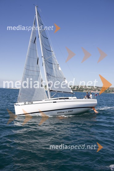 Mediaspeed - Elan 310 dobila naslednico: Jadrnico Elan 350 R-Evolution