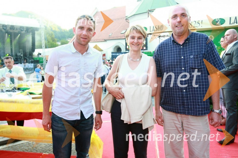 Mediaspeed - Pivo in cvetje 2010, otvoritev