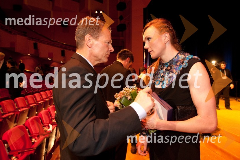 Mediaspeed - Športnika leta 2010 sta Tina Maze in Dejan Zavec