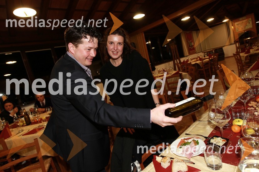 Mediaspeed - Andreja Erzetič, 14. Vinska kraljica Slovenije, se ...