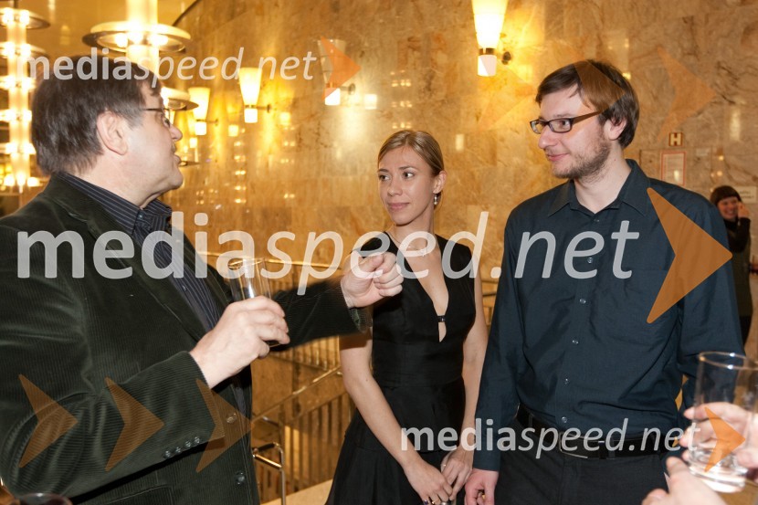 Mediaspeed - Odprtje novega malega odra v SNG Nova Gorica in predstava ...