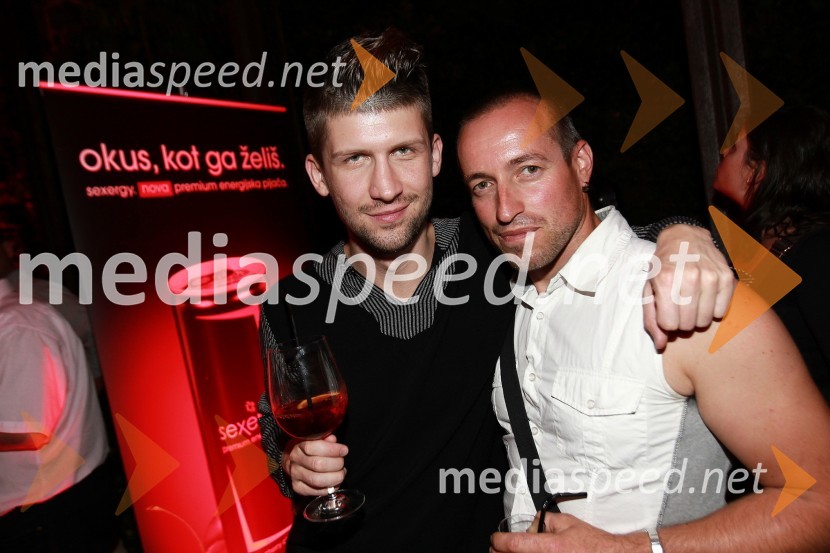 Mediaspeed - Predstavitev nove energijske pijače Sexergy z Nino Osenar