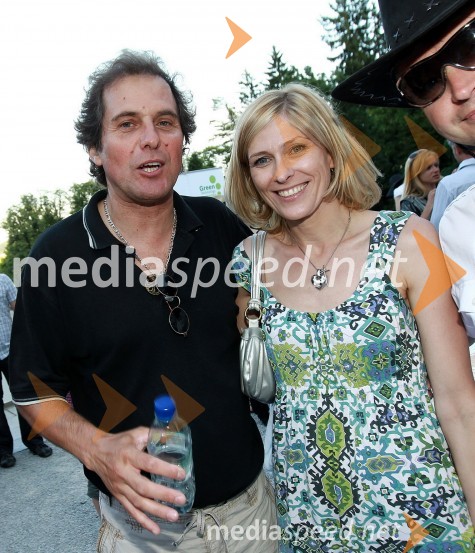 Mediaspeed - Lady piknik pod klobuki in klobučki