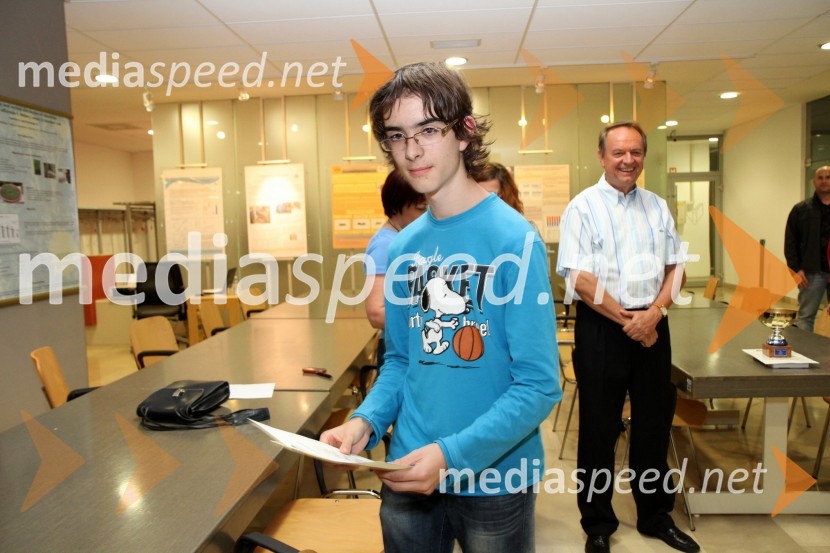 Mediaspeed - Noč raziskovalcev 2011