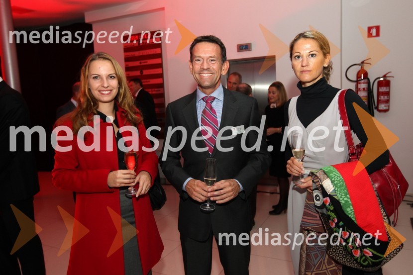 Mediaspeed - Otvoritev farmacevtskega podjetja Astellas v Sloveniji