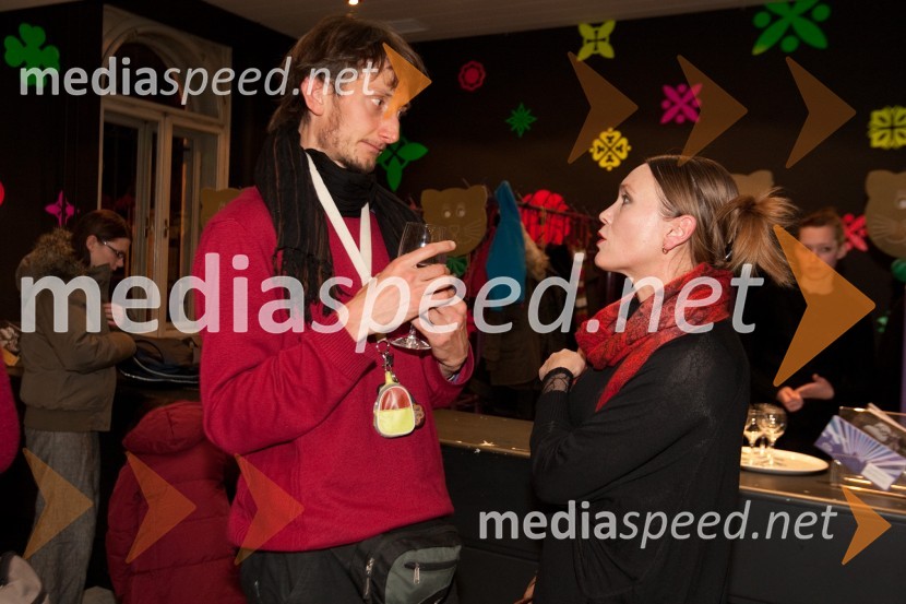 Mediaspeed - Vsi drugačni, vsi čudni, premiera v Lutkovnem gledališču ...