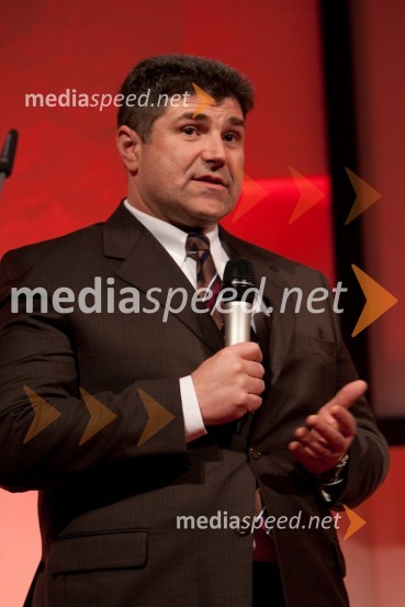 Mediaspeed - Managerski izziv 2012