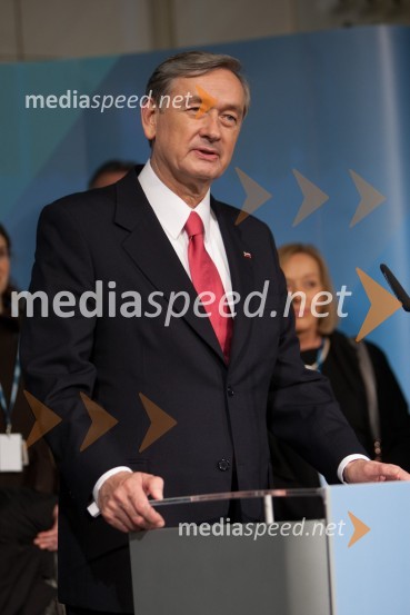 Mediaspeed - Borut Pahor in Danilo Türk v drugi krog volitev za ...