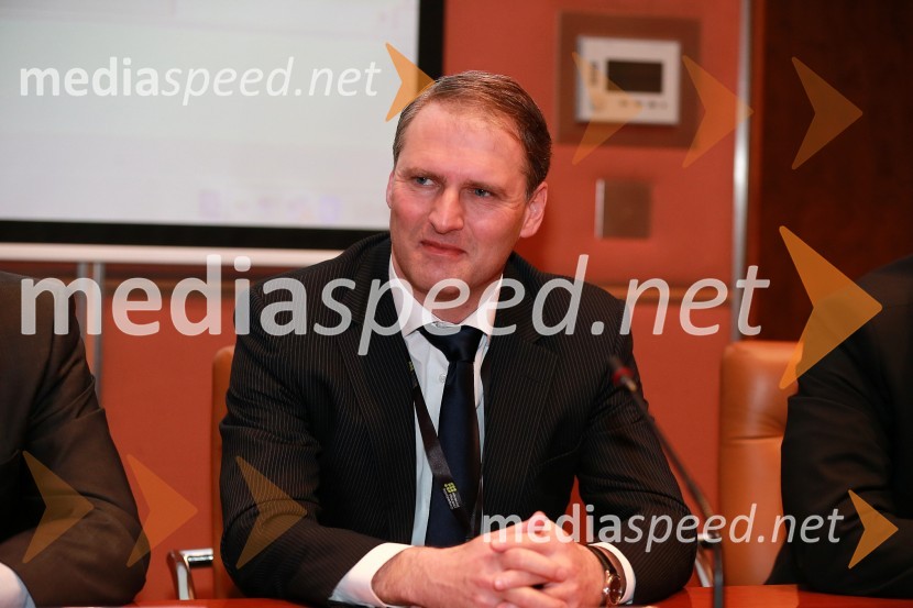 Mediaspeed - Ustvarjanje zaupanja med bankami in podjetji v Sloveniji ...