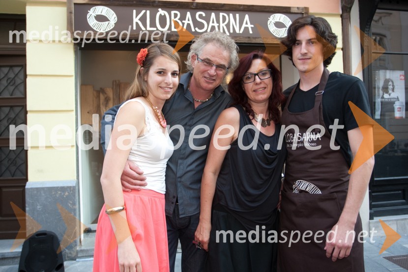 Mediaspeed - Klobasarna, otvoritev lokala