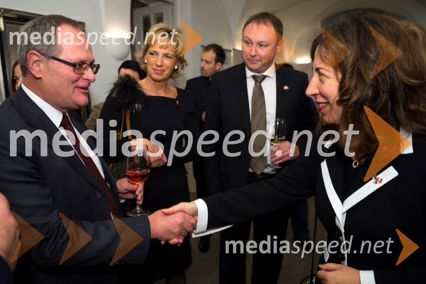 Mediaspeed - Canadian Business Club in Lisa Helfand, veleposlanica Kanade