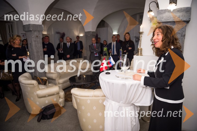 Mediaspeed - Canadian Business Club in Lisa Helfand, veleposlanica Kanade