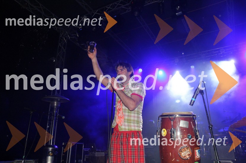 Mediaspeed - Elvis Jackson, Siti hlapci, Maya Založnik in drugi ...