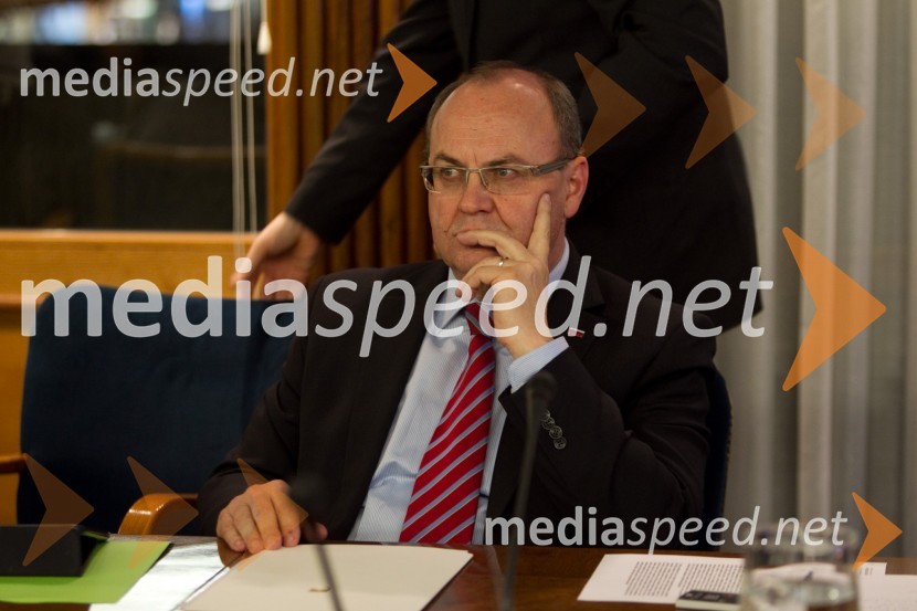 Mediaspeed - Metod Dragonja, predstavitev kandidata za ministra za ...