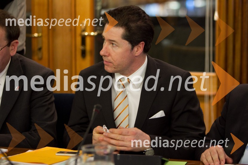 Mediaspeed - Metod Dragonja, predstavitev kandidata za ministra za ...