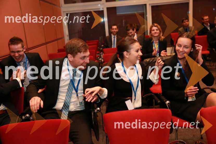 Mediaspeed - CFA Institute Research Challenge Slovenija