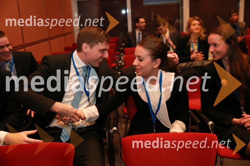 Mediaspeed - CFA Institute Research Challenge Slovenija