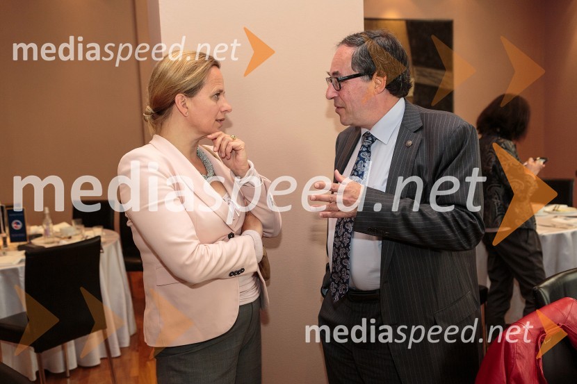 Mediaspeed - AmCham Poslovni zajtrk, gostji: Elena Bryan in Anna Prinz