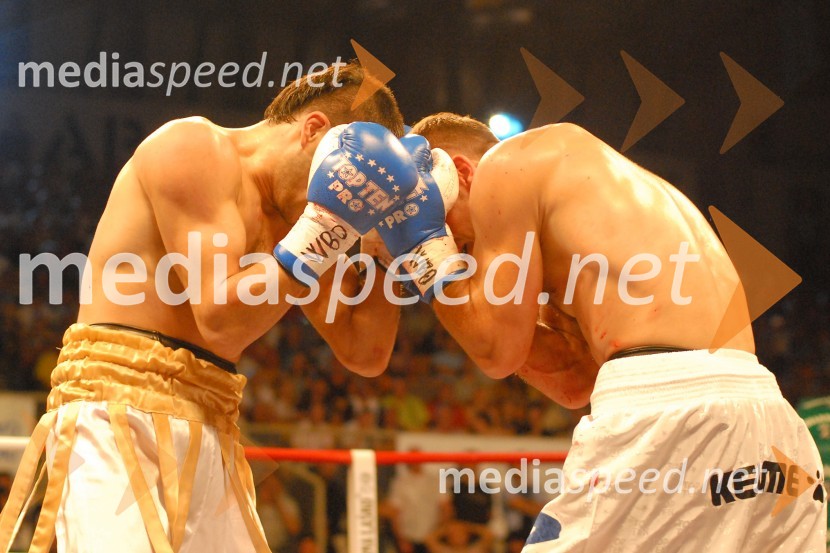 Mediaspeed - Prireditev Pot na vrh, boksarski dvoboj Dejana Zavca