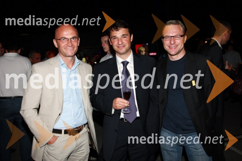 Mediaspeed - Nočna vožnja Audi