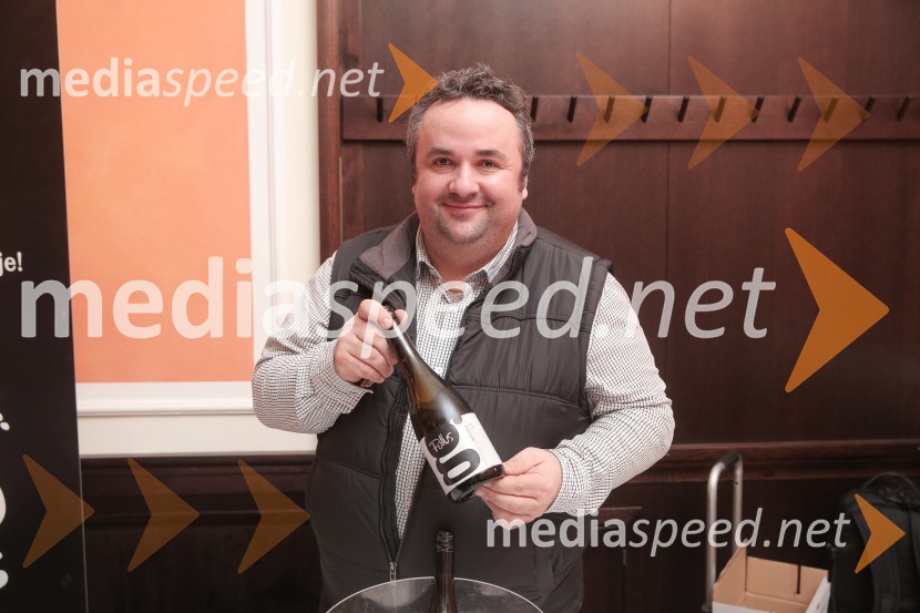Mediaspeed - Naj vina 17. Slovenskega festivala vin v Vinski knjižnici