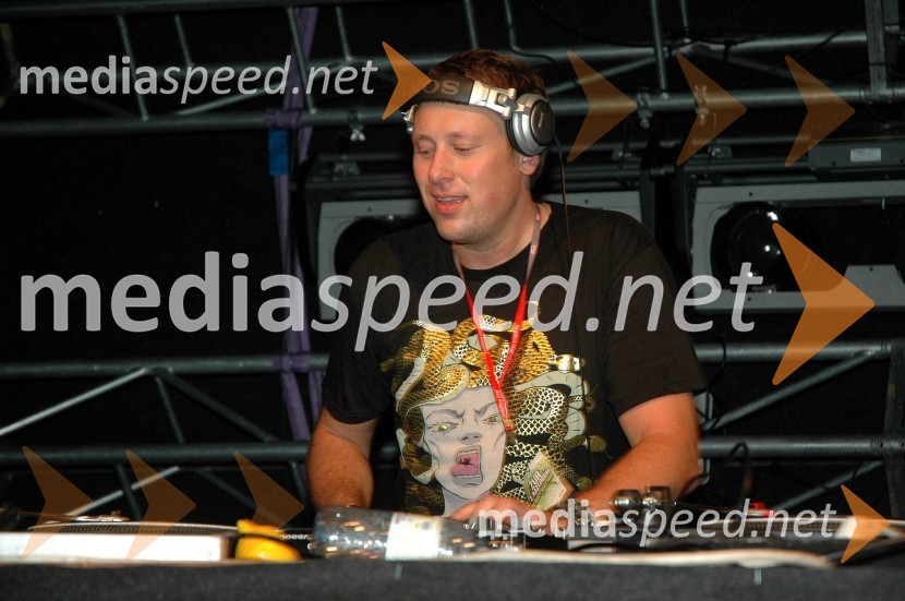Mediaspeed - Žur z razlogom - DJ Umek v parku Tivoli