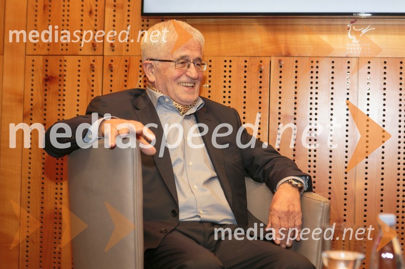 Mediaspeed - Peter Čeferin in Miša Molk, pogovor na Škrabčevi domačiji