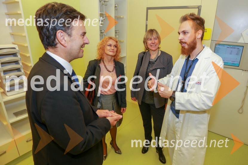 Mediaspeed - V UKC Maribor odprli stavbo Oddelka za onkologijo