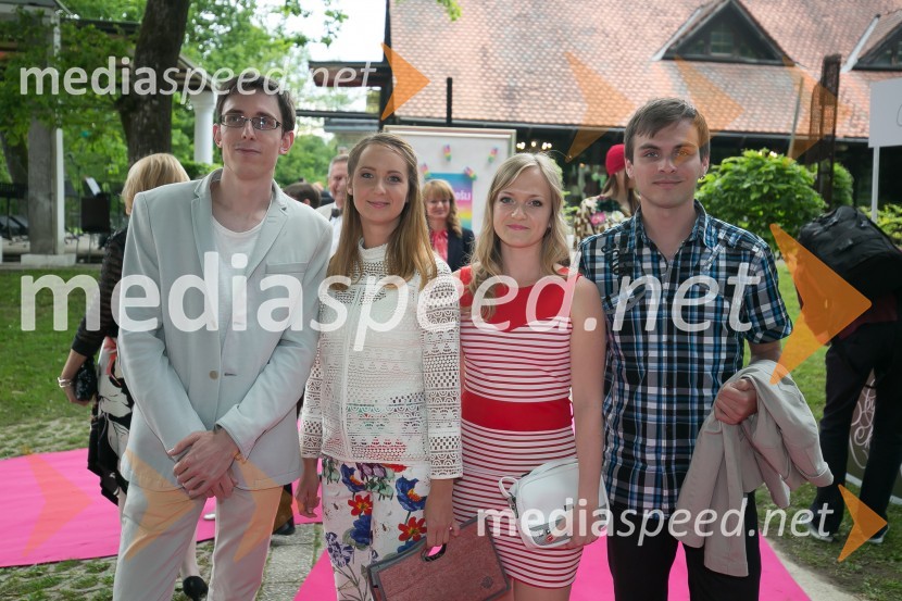 Mediaspeed - Rebeka Dremelj predstavila nov parfum