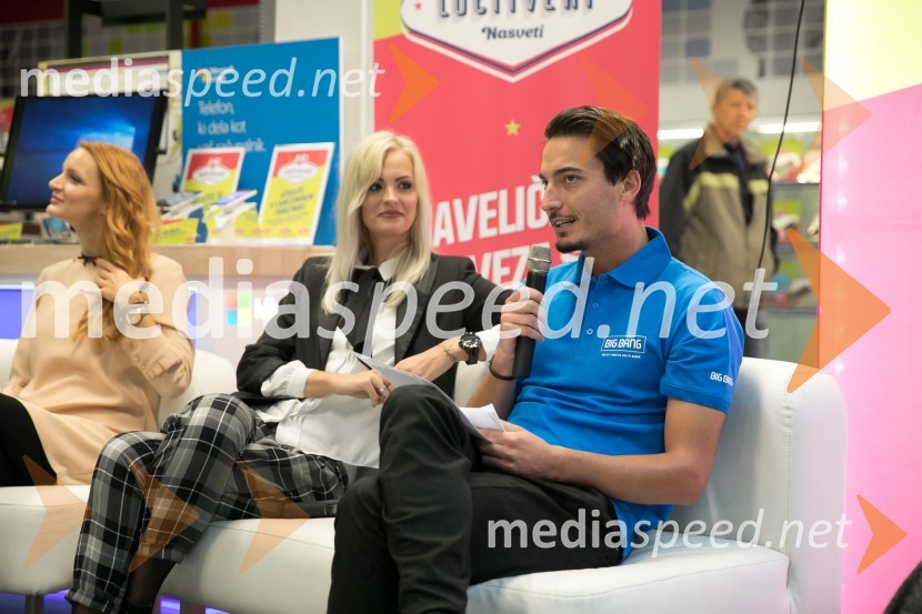 Mediaspeed - S svojimi telefoni postajamo vse bolj neločljivi...in kaj ...