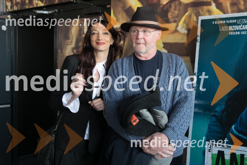 Mediaspeed - Anina provizija, novinarska konferenca o novem slovenskem ...