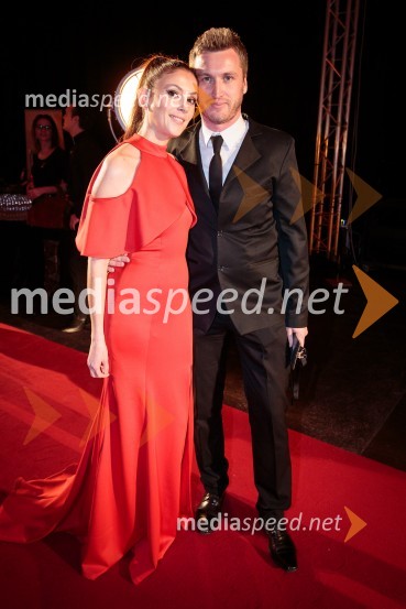 Mediaspeed - Žarometi, prihod po rdeči preprogi