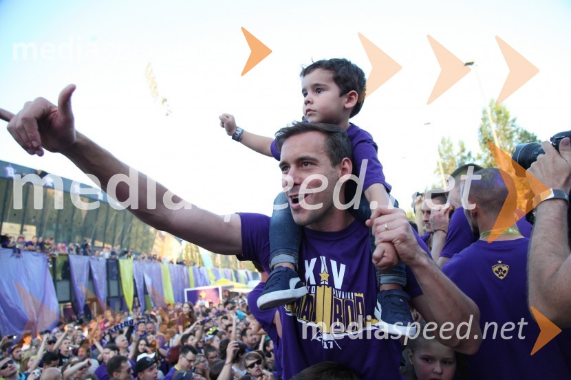 Mediaspeed - Vijol'čna sobota v Ljudskem vrtu