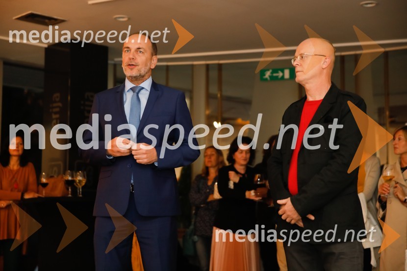 Mediaspeed - Bojan Bensa: Obisk neme živali, otvoritev razstave v ...